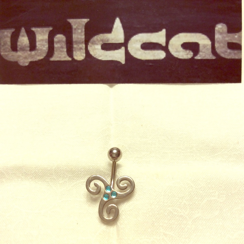 Wildcat Titanium Trinity Belly Piercing - Gem